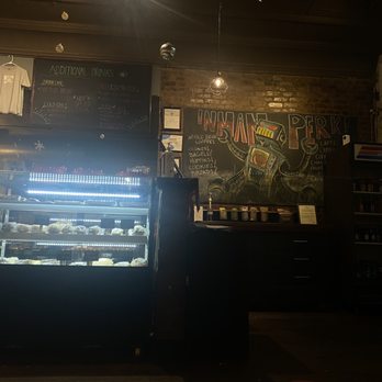 INMAN PERK COFFEE - Updated April 2025 - 77 Photos & 111 Reviews - 102 ...