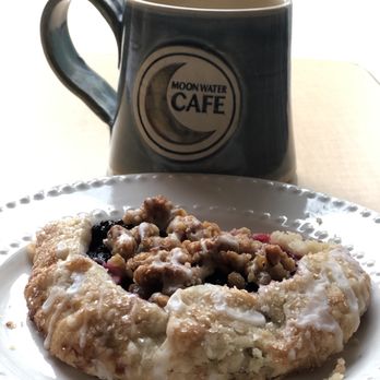 MOON WATER CAFE - 27 Photos & 15 Reviews - 606 N Lawe St, Appleton ...