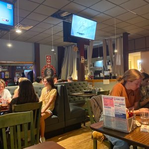 COMO TAP - 44 Photos & 16 Reviews - Dive Bars - 2124 Como Ave SE ...