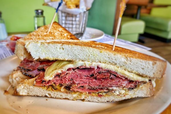 TOWER DELI AND DINER - Updated April 2025 - 362 Photos & 291 Reviews ...