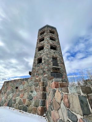 ENGER TOWER PARK AND GARDENS - Updated August 2025 - 142 Photos & 50 ...