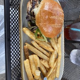 THREE BIRDS TAVERN - Updated December 2025 - 459 Photos & 578 Reviews ...