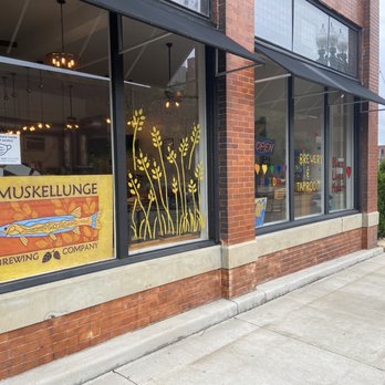 MUSKELLUNGE BREWING COMPANY - Updated October 2025 - 18 Photos - 425 ...