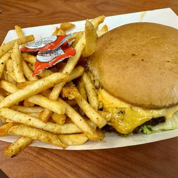 BUSSIN BUNS - Updated December 2025 - 17 Photos & 17 Reviews ...