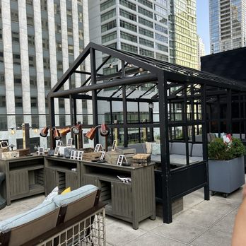 RAISED AN URBAN ROOFTOP BAR - Updated July 2025 - 801 Photos & 499 ...