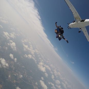 MIDWEST FREEFALL - Updated October 2025 - 67 Photos & 33 Reviews ...