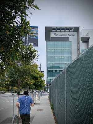 UCSF MEDICAL CENTER AT MISSION BAY - Updated June 2024 - 121 Photos ...