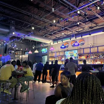 WESTSIDE MOTOR LOUNGE - Updated January 2026 - 239 Photos & 77 Reviews ...