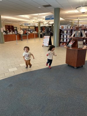 KENTON COUNTY PUBLIC LIBRARY - Updated December 2025 - 42 Photos & 12 ...