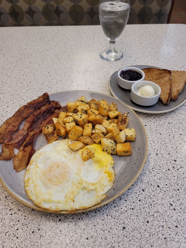 SHUTTERS CAFE - Updated April 2025 - 12 Photos & 12 Reviews - 322 N ...