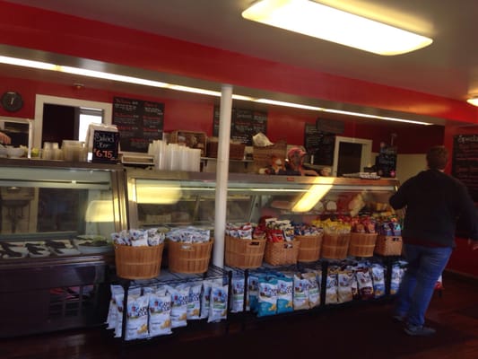 CUTSPRING DELI - Updated January 2026 - 32 Reviews - 4314 Main St ...