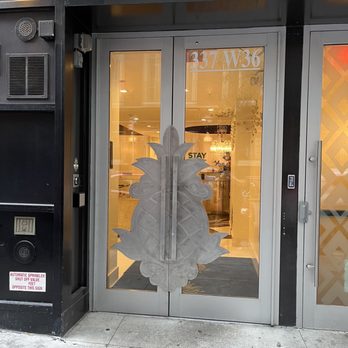 STAYPINEAPPLE, AN ARTFUL HOTEL, MIDTOWN - Updated May 2025 - 255 Photos ...