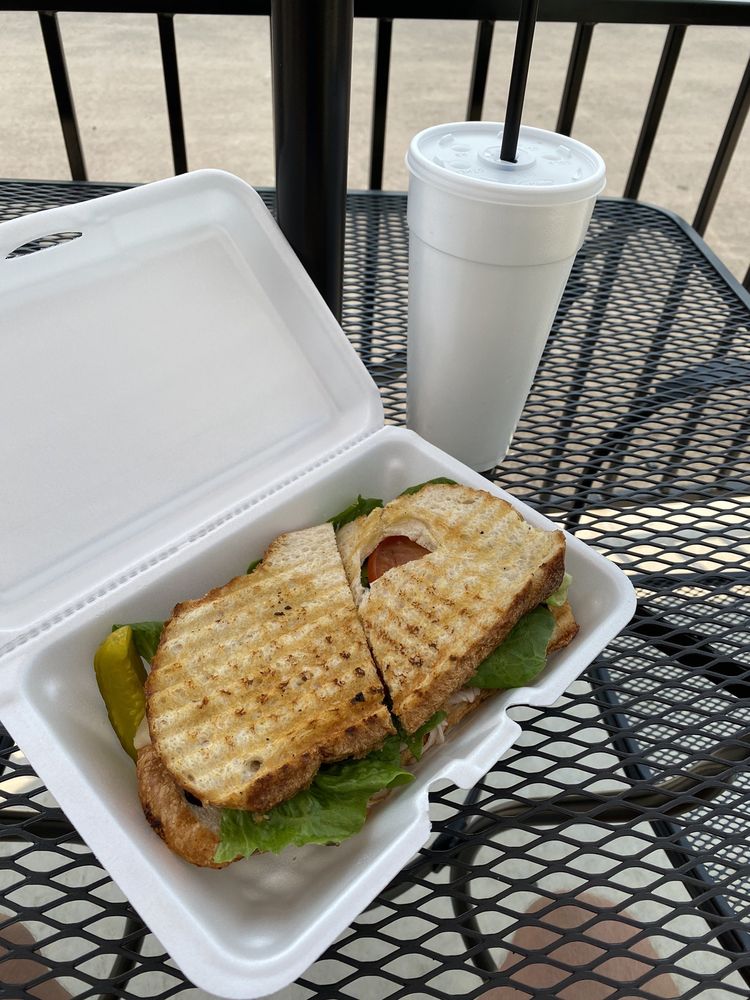 TEN ARROWS COFFEE & BISTRO - Updated August 2024 - 20 Photos & 30 ...