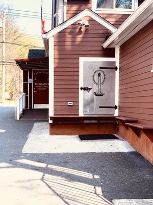 CANDLELIGHT INN - 779 Photos & 1152 Reviews - 519 Central Park Ave ...