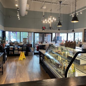 THE KITCHEN TABLE AT RELISH - Updated December 2024 - 180 Photos & 106 ...