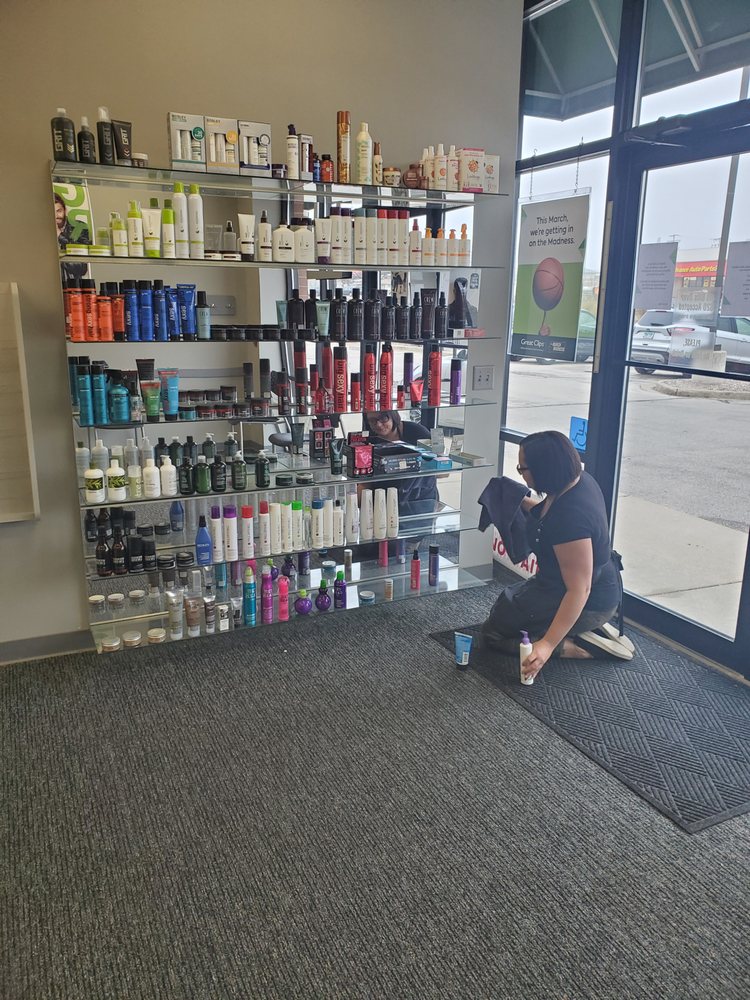 GREAT CLIPS - Updated July 2025 - 6535 S 27th St, Franklin, Wisconsin ...