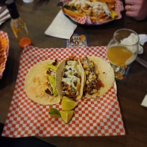 RED ON MAIN - Updated March 2025 - 104 Photos & 98 Reviews - 122 E Main ...