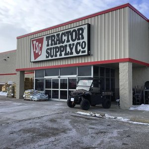 RUNNINGS - Updated December 2025 - 20 Photos - 701 S Washington St ...