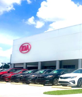 WALLACE KIA - Updated September 2025 - 26 Photos & 56 Reviews - 3131 SE ...