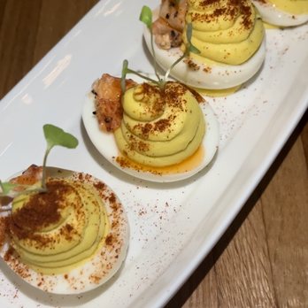 AMINA - Updated January 2025 - 519 Photos & 208 Reviews - 104 Chestnut ...