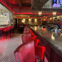 FEAST ITALIAN KITCHEN - Updated January 2026 - 282 Photos & 204 Reviews ...