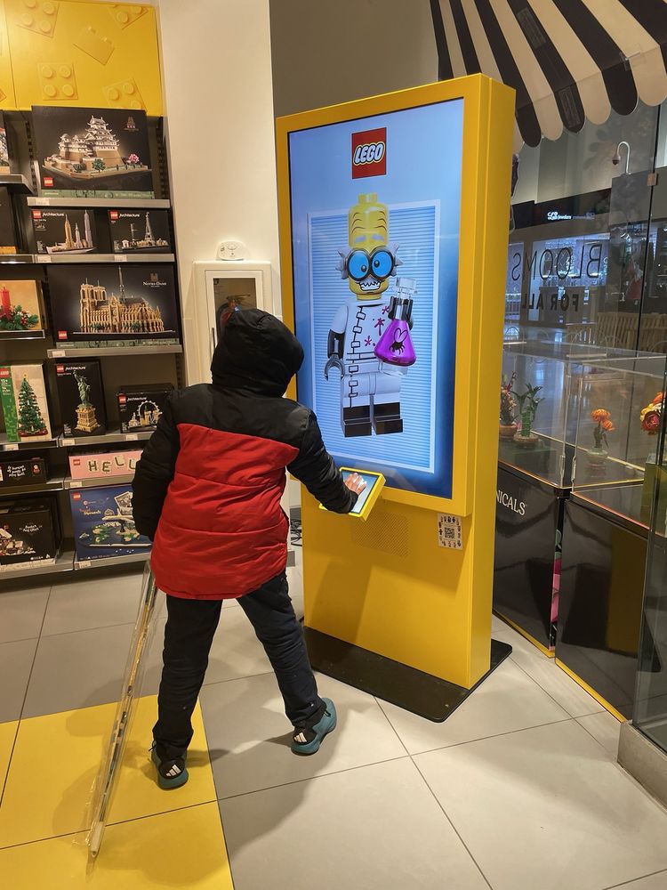 THE LEGO STORE - Updated December 2025 - 37 Photos & 35 Reviews - 7000 ...