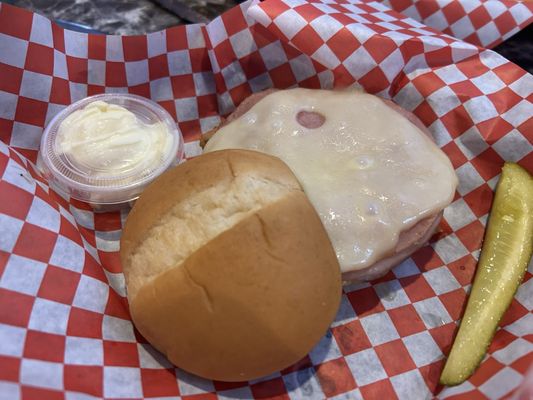 CAL’S CORNER - Updated October 2025 - 382 State Hwy 13, Nekoosa ...