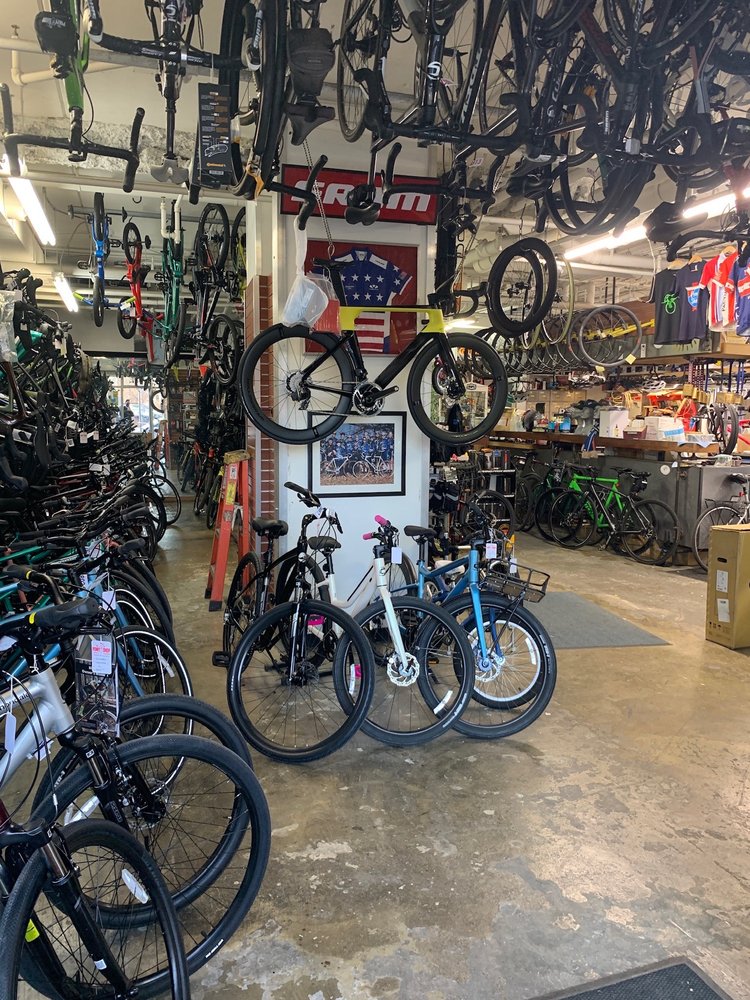 PONY SHOP - Updated April 2025 - 19 Photos & 90 Reviews - 1224 Chicago ...