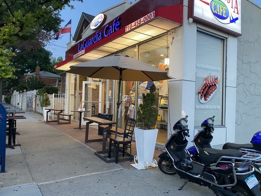 LAGUARDIA CAFE - Updated July 2024 - 314 Photos & 307 Reviews - 97-02 ...