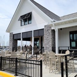 SURF RIDER EAST BEACH - Updated March 2025 - 212 Photos & 89 Reviews ...