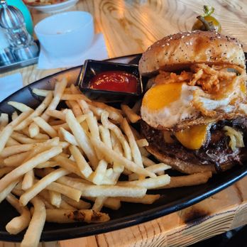 CRAVE - Updated January 2026 - 228 Photos & 125 Reviews - 220 Broadway ...