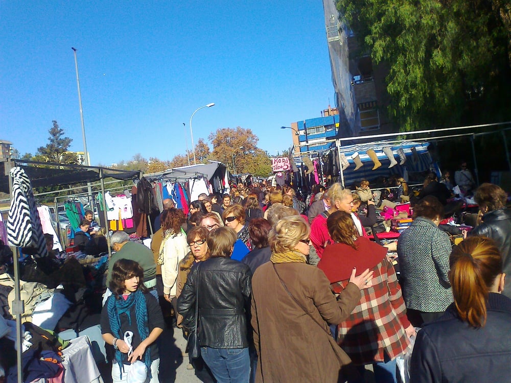 MERCADILLO DE CASTILLA - Carrer de Llombay S/N, Valencia, Spain ...
