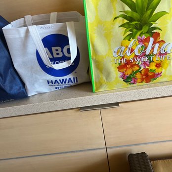 ABC STORE - HONOLULU - Updated October 2025 - 61 Photos & 61 Reviews ...