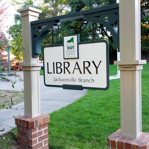 MEDFORD LIBRARY - Updated June 2025 - 18 Photos & 23 Reviews - 205 S ...