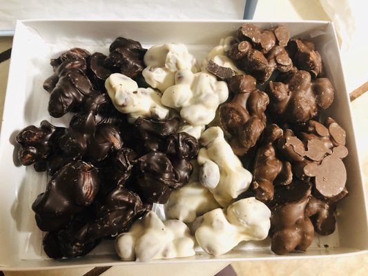 ALASKAN FUDGE COMPANY - 73 Photos & 70 Reviews - 195 S Franklin St ...