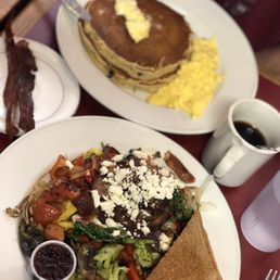 BROOKLINE LUNCH - 382 Photos & 541 Reviews - Diners - 9 Brookline St ...