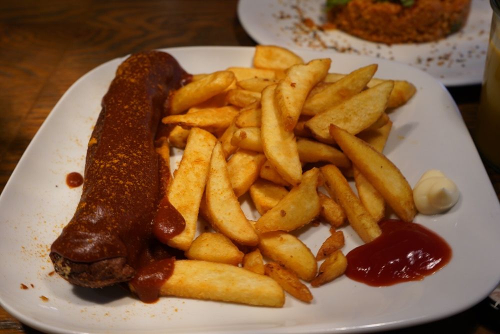 KANTINE DELUXE - 64 Photos & 32 Reviews - Spandauer Str. 2, Berlin ...