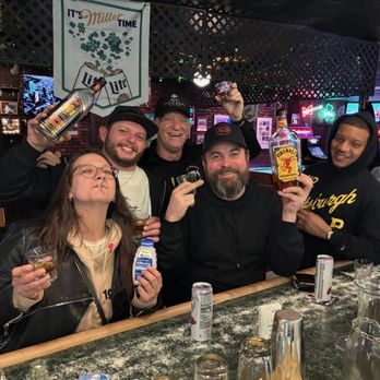 THE WARREN BAR AND BURROW - Updated June 2024 - 461 Photos & 270 ...