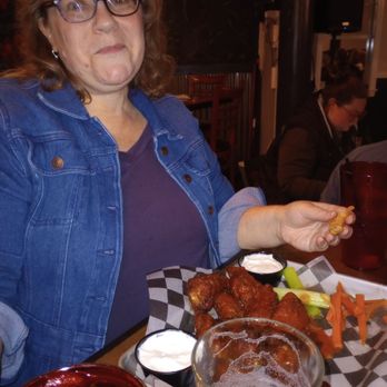 THE BLACK RASPBERRY PUB - Updated November 2024 - 73 Photos & 113 ...