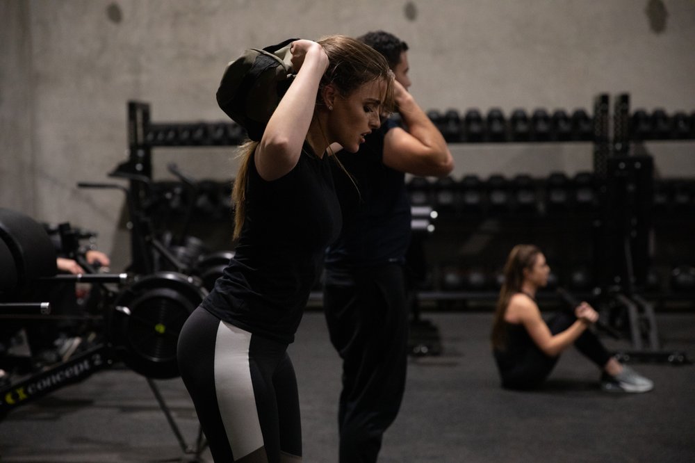 CALIBER 3 USA - Updated November 2025 - 39 Photos - 2937 Norman Strasse ...