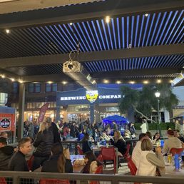 THE PINT HOUSE BAR AND GRILL - Updated December 2025 - 200 Photos & 266 ...