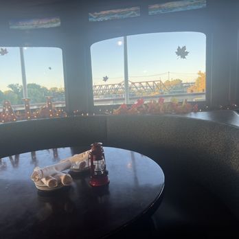 DELTA KING - Updated June 2025 - 988 Photos & 740 Reviews - 1000 Front ...