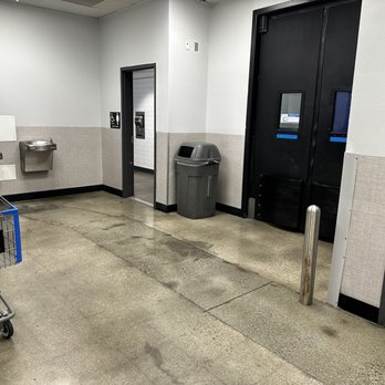 WALMART SUPERCENTER - Updated January 2026 - 278 Photos & 506 Reviews ...
