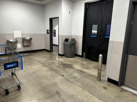 WALMART SUPERCENTER - Updated May 2025 - 261 Photos & 495 Reviews - 440 ...