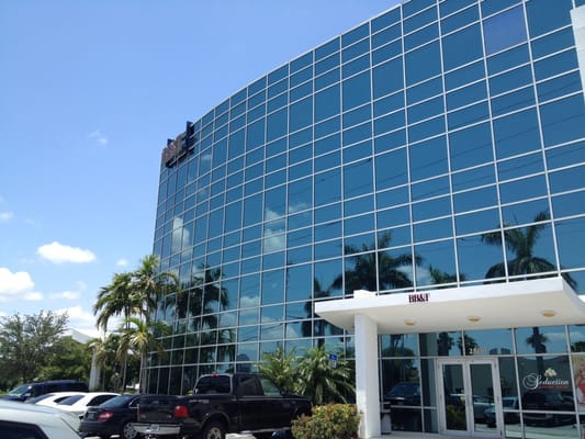 JAIME ROSENZWEIG, MD - Updated September 2025 - 19 Photos - 670 Glades ...