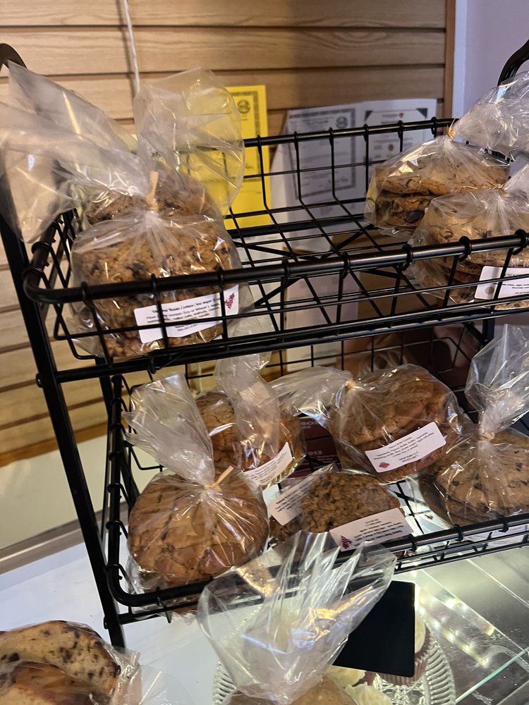 VELVET KAKE - Updated January 2026 - 19 Photos - 2466 Old Springville ...