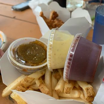 ATLAS CHICKEN SHACK - GENEVA - Updated September 2025 - 85 Photos & 213 ...