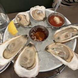 THE SALT LINE - BETHESDA - Updated December 2024 - 198 Photos & 136 ...