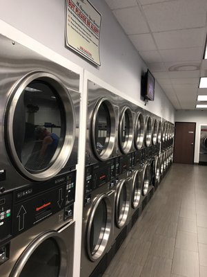 MODERN COIN LAUNDRY - Updated April 2026 - 21 Photos & 55 Reviews ...