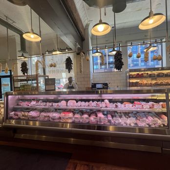 COSSETTA ALIMENTARI - Updated November 2024 - 1041 Photos & 1042 ...